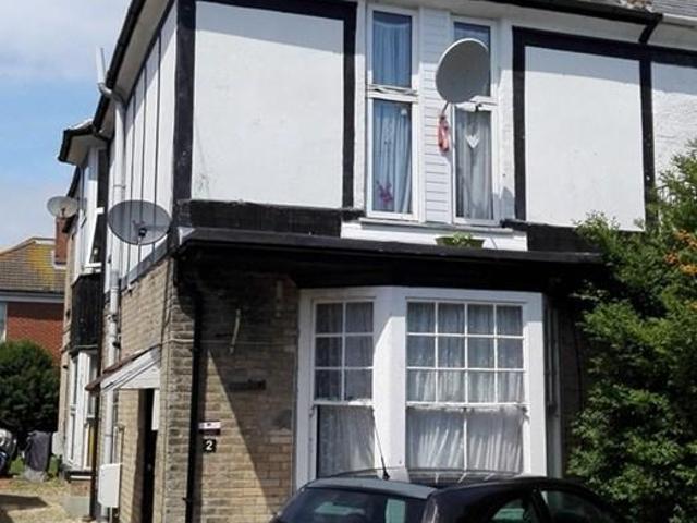 Gordon Road, Bournemouth, BH1 Studio to rent £653 pcm £151 pw
