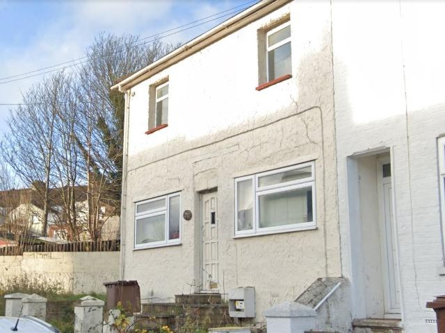 Gordon Road, Chatham ME4, 1 bed flat to rent, £950 pcm | PrimeLocation
