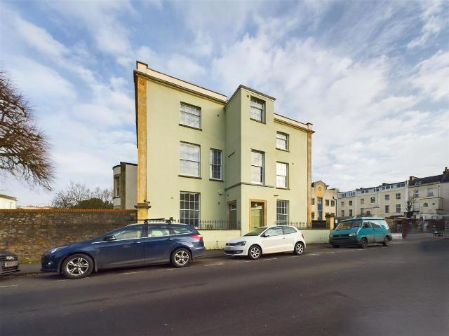 Gordon Road, Clifton, Bristol BS8, 1 bed flat to rent, £1,500 pcm | PrimeLocation