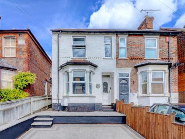 Gordon Road, High Wycombe, 4 Bedroom Semi detached