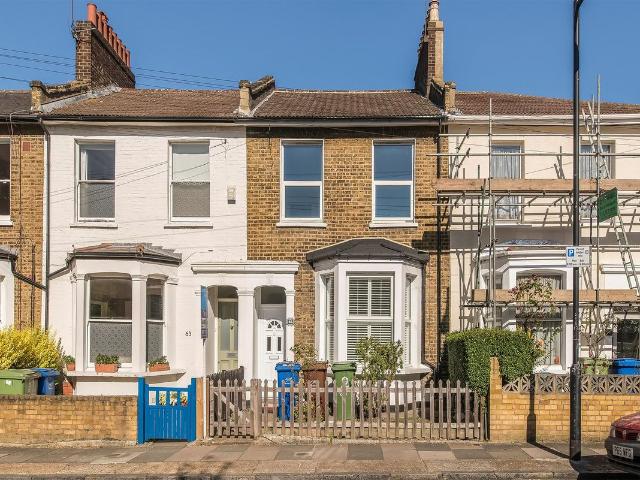 Gordon Road, Peckham, London SE15, 1 bed flat to rent, £1,815 pcm | PrimeLocation