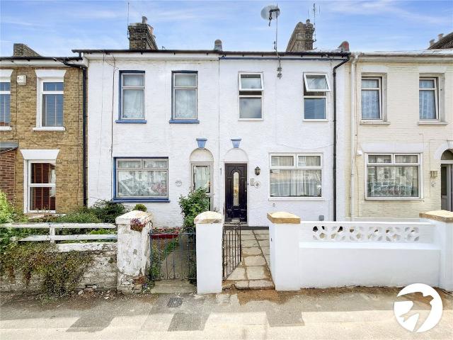 Gordon Road, Rochester, Kent ME2, 2 bed terraced house to rent, £1,300 pcm | PrimeLocation