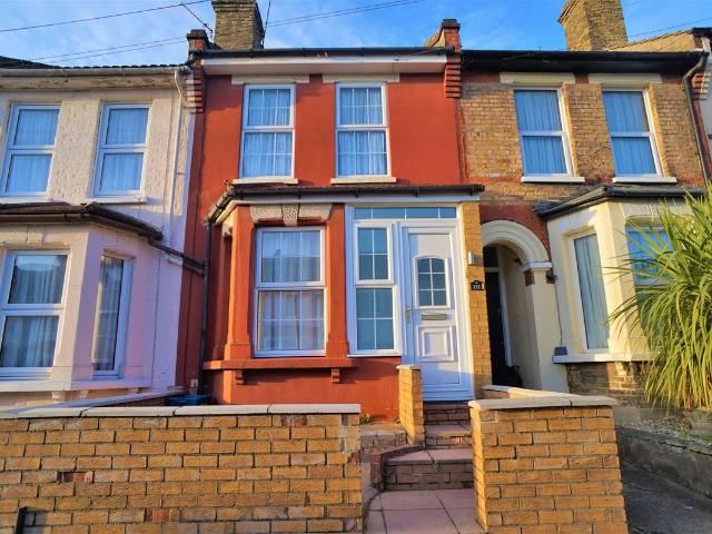 Gordon Road, Rochester ME2, 3 bed terraced house to rent, £1,350 pcm | PrimeLocation