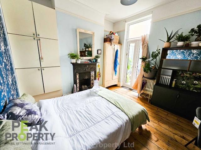 Gordon Road, Southend On Sea SS1, 5 bed shared accommodation to rent, £575 pcm | PrimeLocation