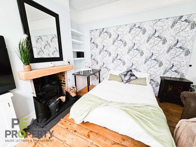 Gordon Road, Southend On Sea SS1, 5 bed shared accommodation to rent, £585 pcm | PrimeLocation