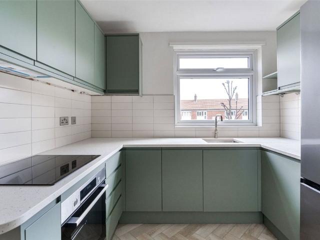 Gore Road, London E9, 2 bed flat to rent, £3,500 pcm | PrimeLocation