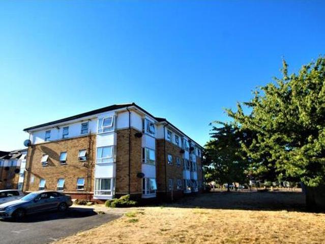 Goresbrook Road, Dagenham, 2 Bedroom Apartment