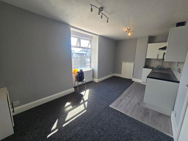 Goresbrook Road Dagenham, Essex RM9, 2 bed flat to rent, £1,495 pcm | PrimeLocation