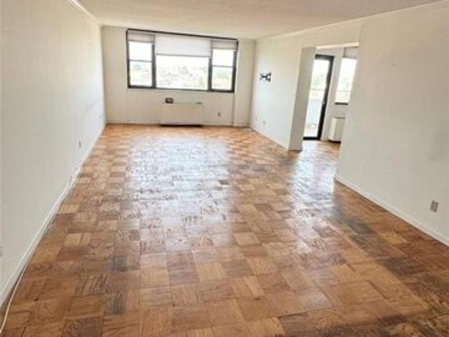 Gorge Rd Apt I, Cliffside Park, Property For Sale