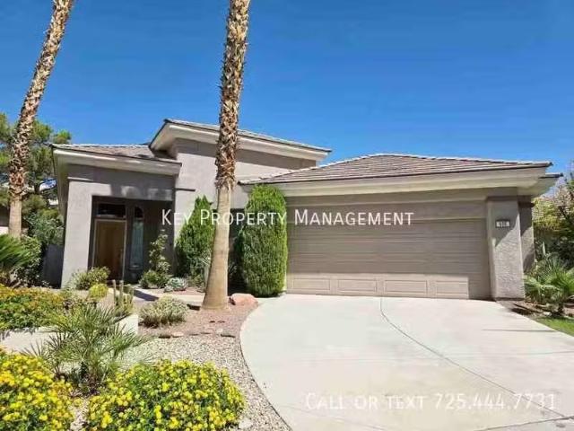 GORGEOUS 2 BED, 2.5 BATH HOME LOCATED IN SUMMERLIN PORCELAIN T.