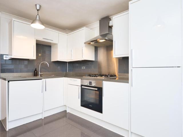 Gorgeous 2 Bed Apartment in Mile ENd E3