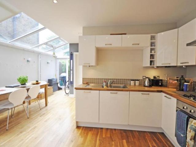Gorgeous 2 Bed Garden Flat | Ashleigh Road