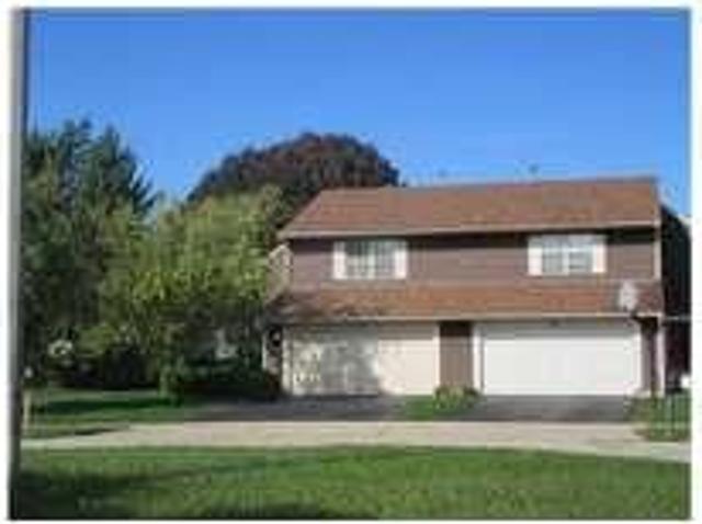 Gorgeous 2 Story Duplex On Private Cul De Sac Loca