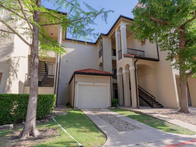 Gorgeous 2/BR 2/BA Single Family Home in Austin!