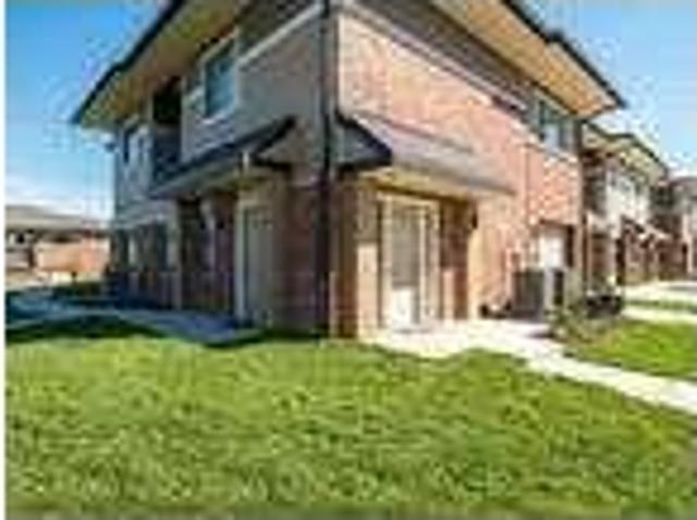 Gorgeous 3 Bd 2 Ba Available Today $1820/month