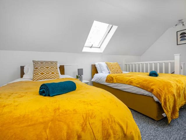 Gorgeous 3 Bed House All Bills Included