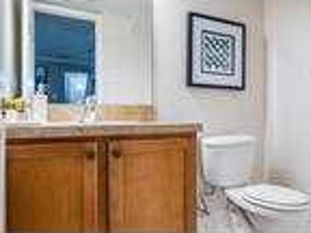 Gorgeous 3Bd 3Ba Available Now