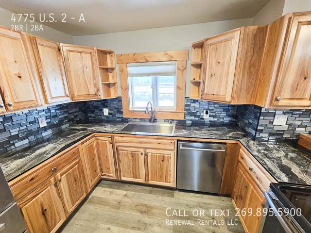 Gorgeous views with this updated 2 bedroom!