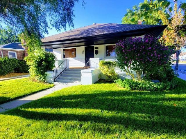 Gorgeous Antique Midvale Home!