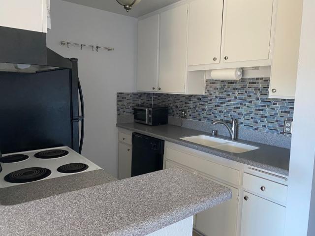 Gorgeous One Bedroom Condo in the heart of Fashion Valley