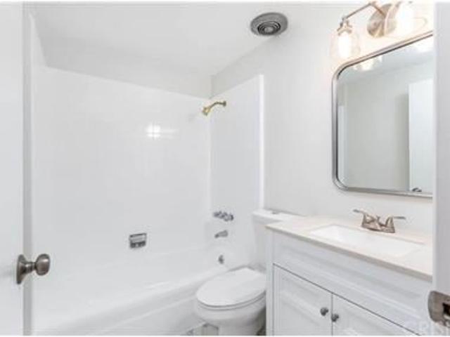 Gorgeously Remodeled 4 Bedroom Home For Rent