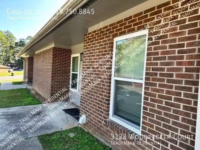 Gorgeously Renovated 2 Bedroom 2 Bathroom Duplex 3128 Woodpec.