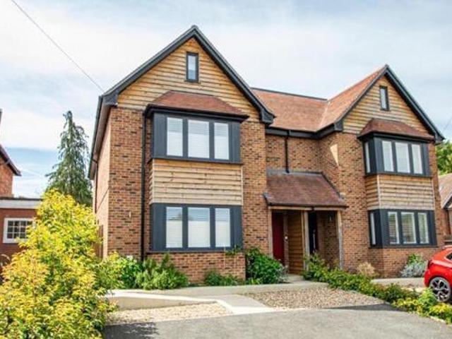 Goring, Elvendon Road, Reading, 5 Bedroom Semi detached