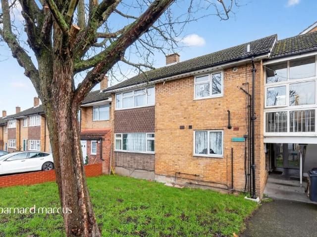 Gorse Road, Croydon CR0, 2 bed flat to rent, £1,795 pcm | PrimeLocation