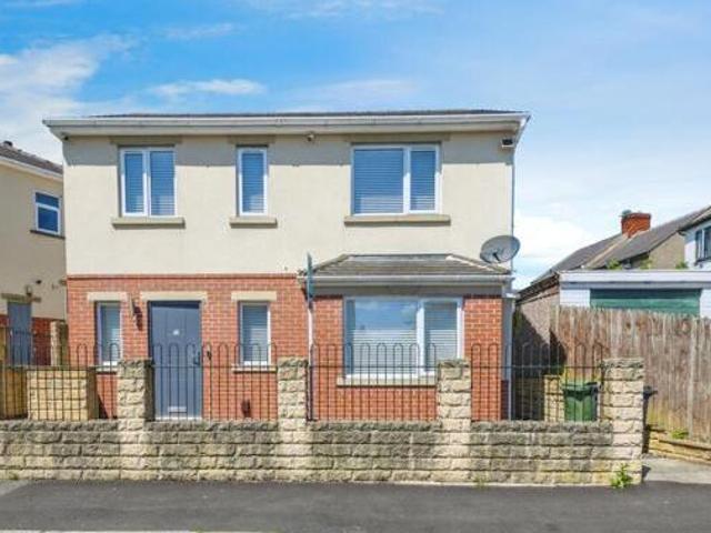 Gorse Road, Huddersfield, 3 Bedroom Detached