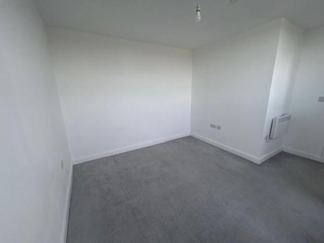Gorse Road, Luton, LU1 1 bed apartment to rent £1,175 pcm £271 pw