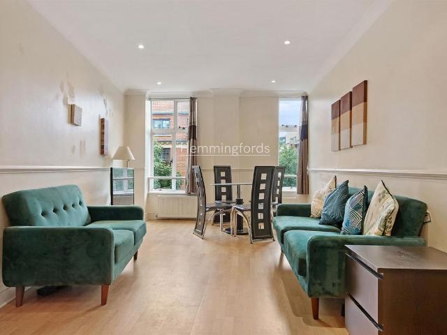 Goswell Road, Clerkenwell EC1V, 2 bed flat to rent, £3,000 pcm | PrimeLocation
