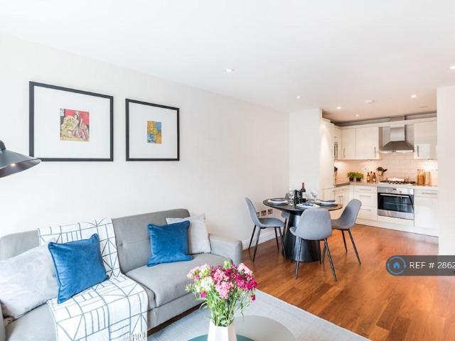 Goswell Road, London, EC1M 1 bed flat to rent £2,600 pcm £600 pw