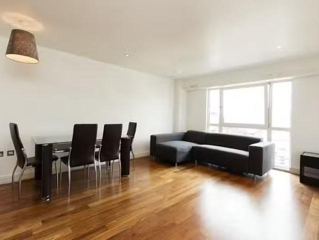 Goswell Road, London, EC1M 7AJ