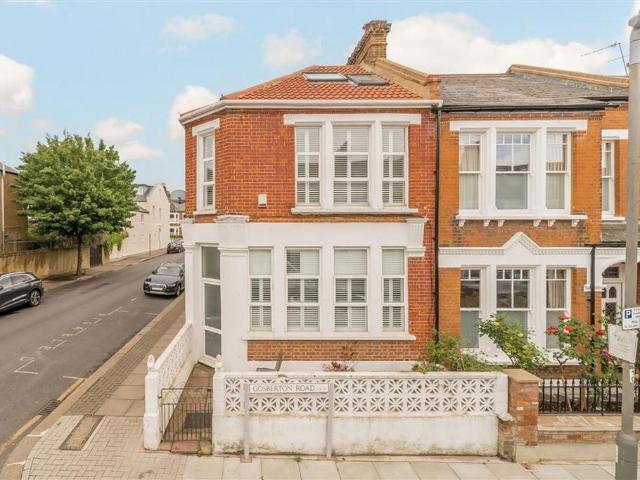 Gosberton Road, London SW12 4 bed terraced house to rent £4,800 pcm £1,108 pw