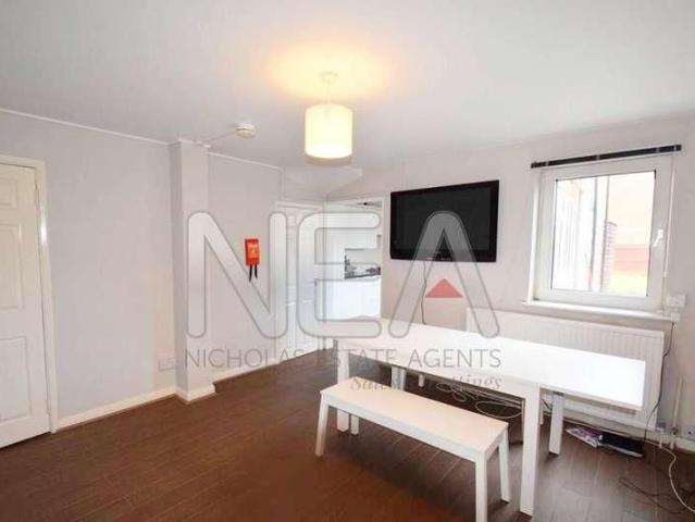 Gosbrook Road, Caversham, Reading, RG4