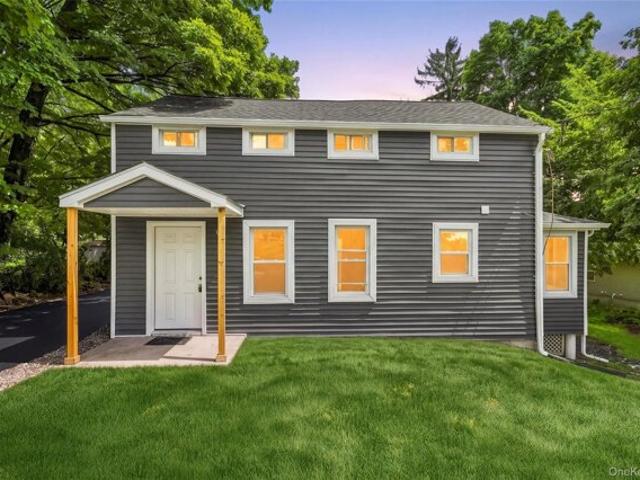 Goshen Tpke, Middletown, Home For Sale