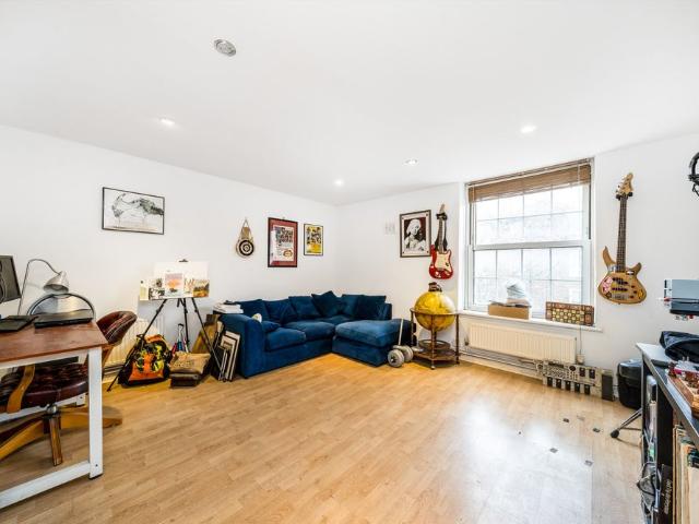 Gosling Way, Oval, SW9, London