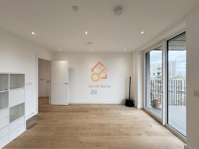 Gosnold House South, 11 Escapade Place, London E14