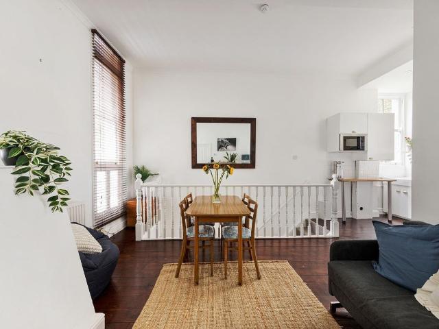 Gosset Street, Hackney E2, 2 bed flat to rent, £3,600 pcm | PrimeLocation