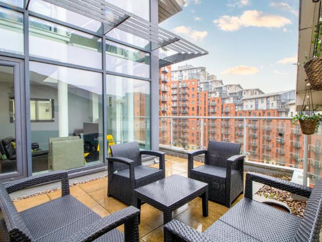 Gotts Road, Leeds LS12, 2 bed flat to rent, £1,395 pcm | PrimeLocation