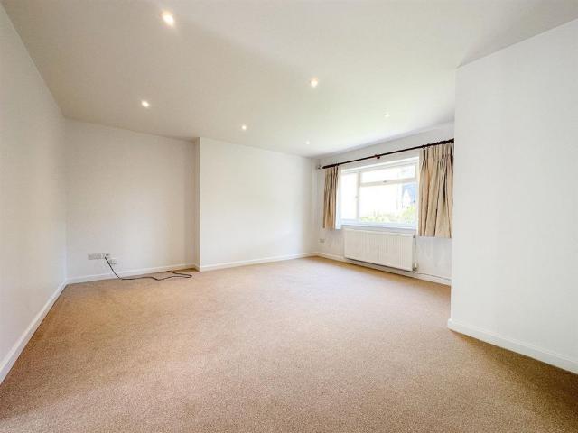 Gotherington, Cheltenham GL52 9EP