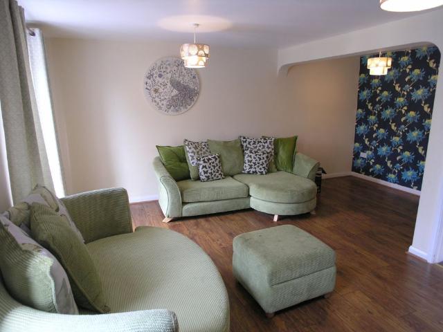 Gough Drive, Tipton