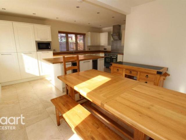 Goughs Lane, Oakham 3 bed detached house to rent £1,795 pcm £414 pw