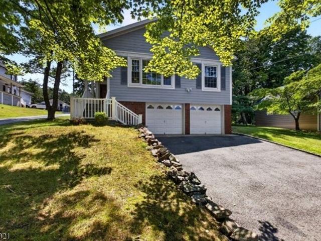 Gould Ave, North Caldwell, Home For Sale