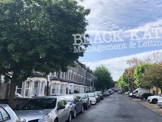 Goulden House, Winders Road, London, SW11 3HB, United Kingdom | 4 bed apartment for rent #135185053 | Rentberry
