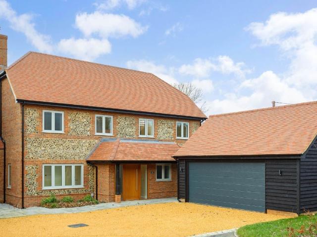 Goulds Heath, Wallingford OX10, 5 bed detached house to rent, £4,250 pcm | PrimeLocation