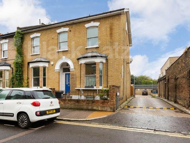 Goulton Road, Hackney Central E5, 1 bed flat to rent, £1,842 pcm | PrimeLocation