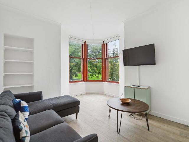 Govanhill Street, Glasgow, Glasgow G42, 1 bed flat to rent, £850 pcm | PrimeLocation