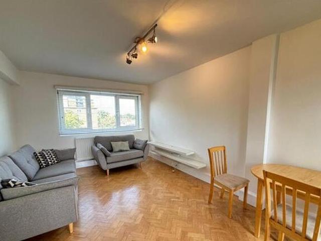Gover Court, Paradise Road, 2 Bedroom Apartment