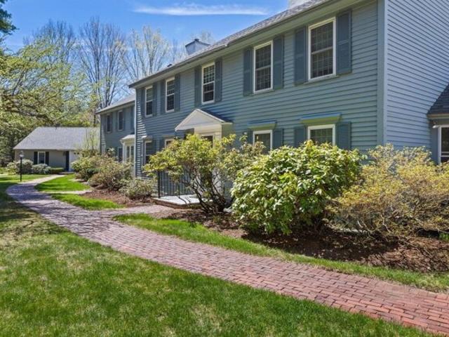 Governor Sq, Peterborough, Home For Sale